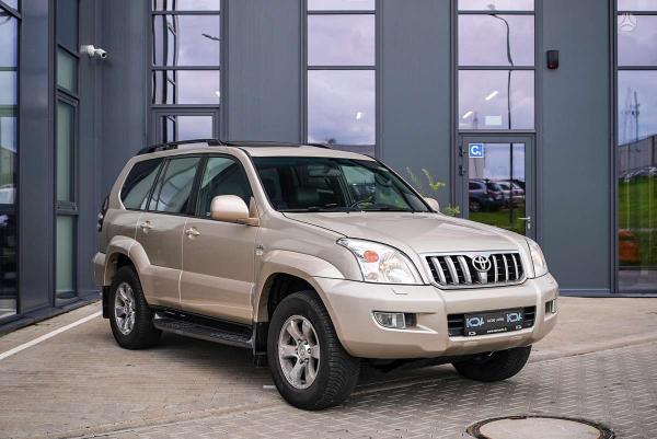 Brūns Toyota Land Cruiser 2009 Kauņa, ar dzinēja tilpumu 2.98 L un nobraukumu 196 tūkst. km par 14450 €, foto 1 vietnē AUTOMOTO.COM.LV