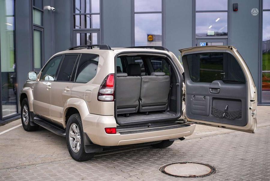 Brūns Toyota Land Cruiser 2009 Kauņa, ar dzinēja tilpumu 2.98 L un nobraukumu 196 tūkst. km par 14450 €, foto 8 vietnē AUTOMOTO.COM.LV