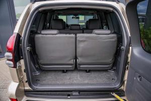 Brūns Toyota Land Cruiser 2009 Kauņa, ar dzinēja tilpumu 2.98 L un nobraukumu 196 tūkst. km par 14450 €, foto 9 vietnē AUTOMOTO.COM.LV