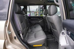 Brūns Toyota Land Cruiser 2009 Kauņa, ar dzinēja tilpumu 2.98 L un nobraukumu 196 tūkst. km par 14450 €, foto 31 vietnē AUTOMOTO.COM.LV