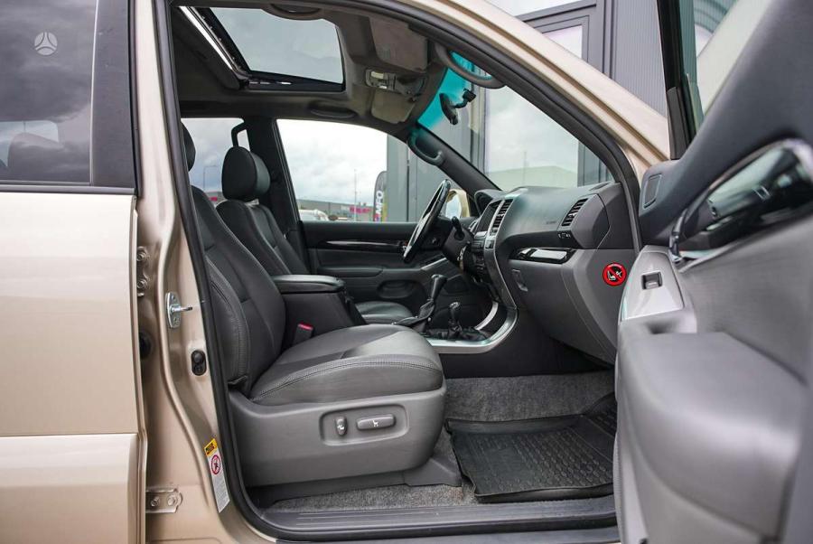 Brūns Toyota Land Cruiser 2009 Kauņa, ar dzinēja tilpumu 2.98 L un nobraukumu 196 tūkst. km par 14450 €, foto 34 vietnē AUTOMOTO.COM.LV