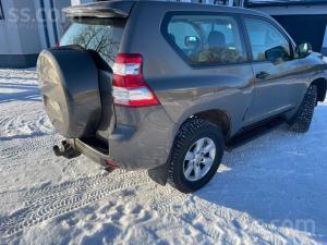 Brown Toyota Land Cruiser 2014 in Riga, with an engine capacity of 3.00 L and mileage of 65 thousand km for 27000 €, photo 13 on AUTOMOTO.COM.LV