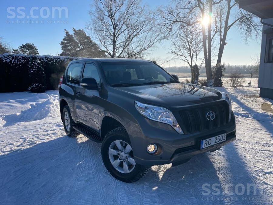 Brown Toyota Land Cruiser 2014 in Riga, with an engine capacity of 3.00 L and mileage of 65 thousand km for 27000 €, photo 16 on AUTOMOTO.COM.LV