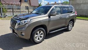 Brown Toyota Land Cruiser 2014 in Rezekne, with an engine capacity of 3.00 L and mileage of 168 thousand km for 27990 €, photo 3 on AUTOMOTO.COM.LV