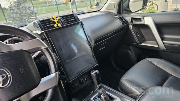Brūns Toyota Land Cruiser 2014 Rēzekne, ar dzinēja tilpumu 3.00 L un nobraukumu 168 tūkst. km par 27999 €, foto 9 vietnē AUTOMOTO.COM.LV