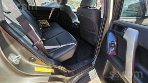 Brūns Toyota Land Cruiser 2014 Rēzekne, ar dzinēja tilpumu 3.00 L un nobraukumu 168 tūkst. km par 27999 €, foto 21 vietnē AUTOMOTO.COM.LV