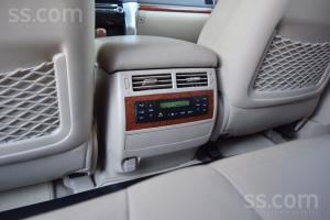 Brūns Toyota Land Cruiser 2015 Rīga, ar dzinēja tilpumu 4.50 L un nobraukumu 232 tūkst. km par 39900 €, foto 16 vietnē AUTOMOTO.COM.LV