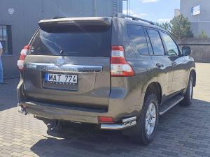 Brown Toyota Land Cruiser 2015 in Siauliai, with an engine capacity of 3.00 L and mileage of 255 thousand km for 23500 €, photo 8 on AUTOMOTO.COM.LV