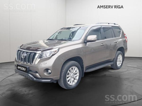 Toyota Land Cruiser 2015 in Riga on AUTOMOTO.COM.LV Brown Toyota Land Cruiser 2015 in Riga, with an engine capacity of 2.80 L and mileage of 199 thousand km for 32500 €, photo 1 on AUTOMOTO.COM.LV