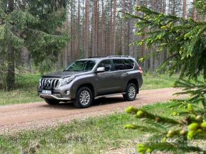 Brown Toyota Land Cruiser 2016 in Polva, with an engine capacity of 2.80 L and mileage of 84 thousand km for 39900 €, photo  on AUTOMOTO.COM.LV