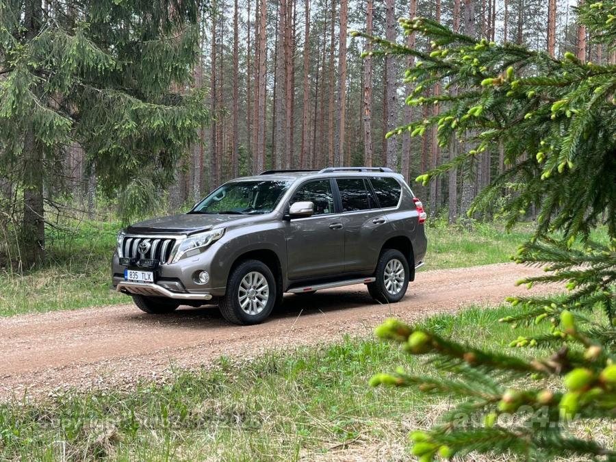 Brown Toyota Land Cruiser 2016 in Polva, with an engine capacity of 2.80 L and mileage of 84 thousand km for 39900 €, photo 1 on AUTOMOTO.COM.LV