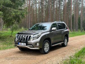Brown Toyota Land Cruiser 2016 in Polva, with an engine capacity of 2.80 L and mileage of 84 thousand km for 39900 €, photo 3 on AUTOMOTO.COM.LV