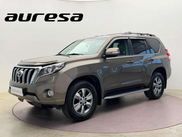 Brūns Toyota Land Cruiser 2016 Panevēža, ar dzinēja tilpumu 2.76 L un nobraukumu 156 tūkst. km par 29900 €, foto 1 vietnē AUTOMOTO.COM.LV