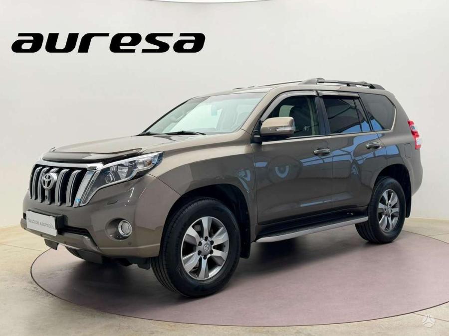 Brūns Toyota Land Cruiser 2016 Panevēža, ar dzinēja tilpumu 2.76 L un nobraukumu 156 tūkst. km par 29900 €, foto 1 vietnē AUTOMOTO.COM.LV