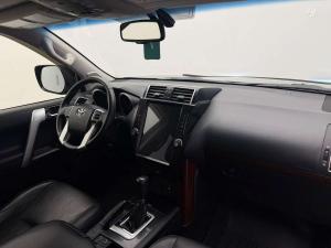 Brūns Toyota Land Cruiser 2016 Panevēža, ar dzinēja tilpumu 2.76 L un nobraukumu 156 tūkst. km par 29900 €, foto 19 vietnē AUTOMOTO.COM.LV