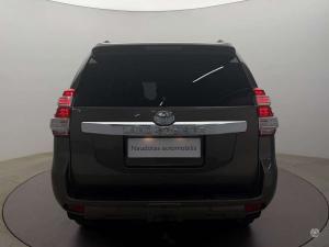 Brūns Toyota Land Cruiser 2016 Panevēža, ar dzinēja tilpumu 2.76 L un nobraukumu 156 tūkst. km par 29900 €, foto 39 vietnē AUTOMOTO.COM.LV
