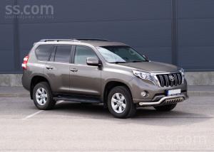 Brown Toyota Land Cruiser 2017 in Riga, with an engine capacity of 2.80 L and mileage of 150 thousand km for 29990 €, photo 7 on AUTOMOTO.COM.LV