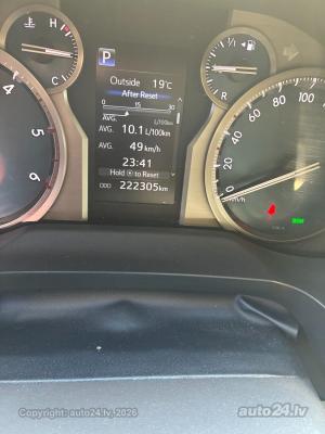 Brūns Toyota Land Cruiser 2018 Viljandi, ar dzinēja tilpumu 2.80 L un nobraukumu 222 tūkst. km par 39000 €, foto 6 vietnē AUTOMOTO.COM.LV