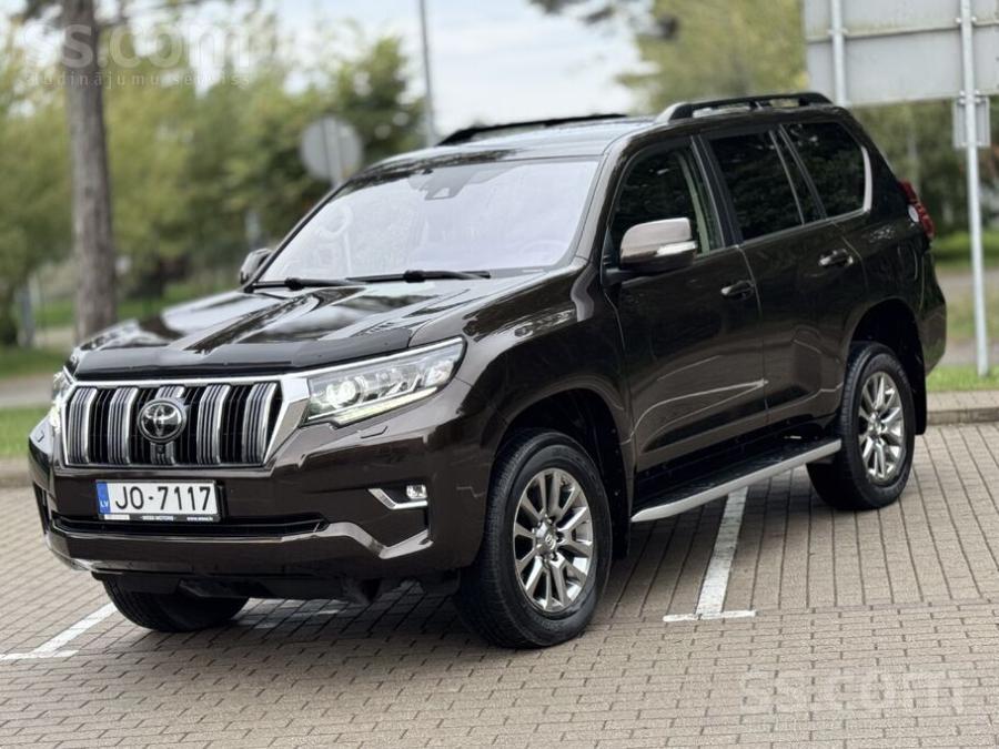 Brūns Toyota Land Cruiser 2018 Jūrmala, ar dzinēja tilpumu 2.80 L un nobraukumu 0 tūkst. km par 39900 €, foto 4 vietnē AUTOMOTO.COM.LV