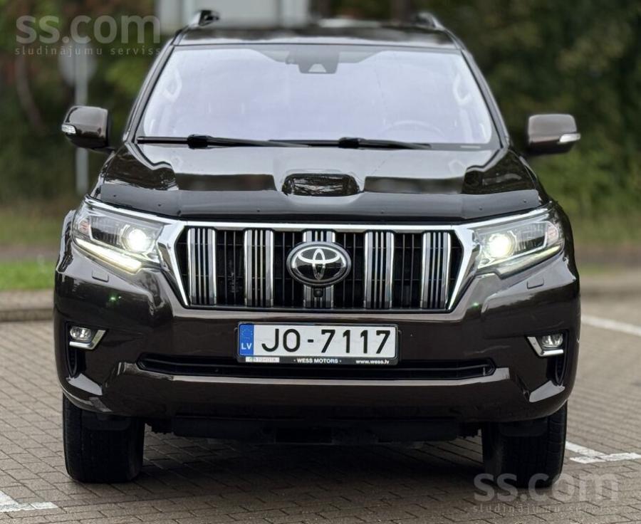 Brūns Toyota Land Cruiser 2018 Jūrmala, ar dzinēja tilpumu 2.80 L un nobraukumu 0 tūkst. km par 39900 €, foto 6 vietnē AUTOMOTO.COM.LV