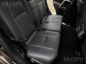Brūns Toyota Land Cruiser 2018 Jūrmala, ar dzinēja tilpumu 2.80 L un nobraukumu 0 tūkst. km par 39900 €, foto 12 vietnē AUTOMOTO.COM.LV