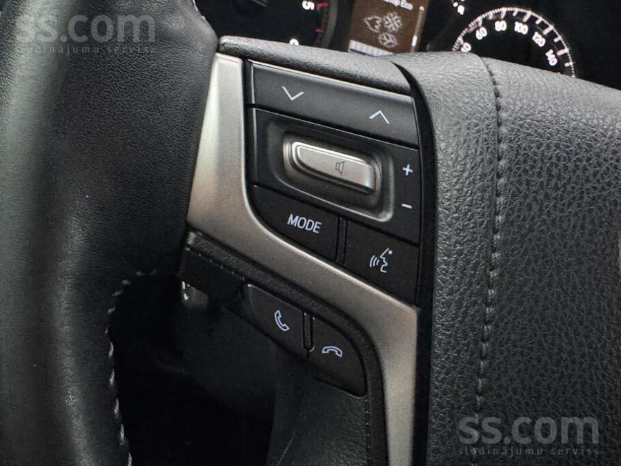 Brūns Toyota Land Cruiser 2018 Jūrmala, ar dzinēja tilpumu 2.80 L un nobraukumu 0 tūkst. km par 39900 €, foto 29 vietnē AUTOMOTO.COM.LV