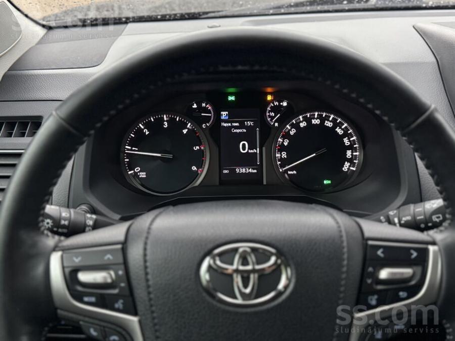 Brūns Toyota Land Cruiser 2018 Jūrmala, ar dzinēja tilpumu 2.80 L un nobraukumu 0 tūkst. km par 39900 €, foto 31 vietnē AUTOMOTO.COM.LV