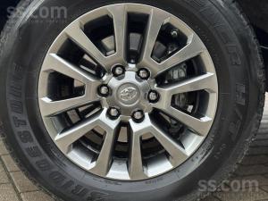 Brūns Toyota Land Cruiser 2018 Jūrmala, ar dzinēja tilpumu 2.80 L un nobraukumu 0 tūkst. km par 39900 €, foto 34 vietnē AUTOMOTO.COM.LV