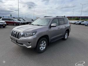 Brown Toyota Land Cruiser 2021 in Vilnius, with an engine capacity of 2.76 L and mileage of 158 thousand km for 39900 €, photo  on AUTOMOTO.COM.LV