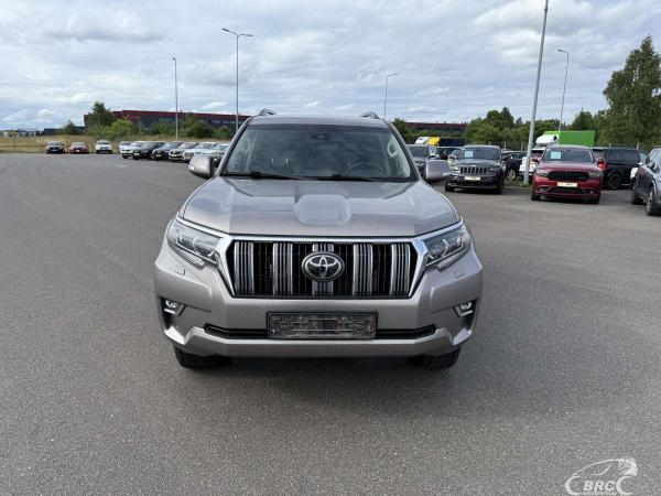 Brūns Toyota Land Cruiser 2021 Viļņa, ar dzinēja tilpumu 2.76 L un nobraukumu 158 tūkst. km par 39900 €, foto 3 vietnē AUTOMOTO.COM.LV