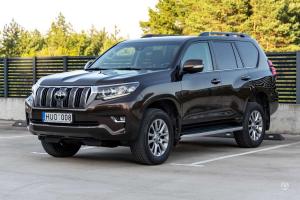 Brūns Toyota Land Cruiser 2021 Viļņa, ar dzinēja tilpumu 2.76 L un nobraukumu 78 tūkst. km par 49000 €, foto 3 vietnē AUTOMOTO.COM.LV