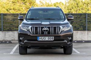 Brūns Toyota Land Cruiser 2021 Viļņa, ar dzinēja tilpumu 2.76 L un nobraukumu 78 tūkst. km par 49000 €, foto 4 vietnē AUTOMOTO.COM.LV