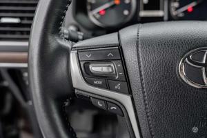 Brūns Toyota Land Cruiser 2021 Viļņa, ar dzinēja tilpumu 2.76 L un nobraukumu 78 tūkst. km par 49000 €, foto 16 vietnē AUTOMOTO.COM.LV