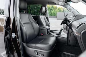 Brūns Toyota Land Cruiser 2021 Viļņa, ar dzinēja tilpumu 2.76 L un nobraukumu 78 tūkst. km par 49000 €, foto 20 vietnē AUTOMOTO.COM.LV