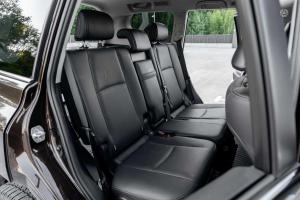 Brūns Toyota Land Cruiser 2021 Viļņa, ar dzinēja tilpumu 2.76 L un nobraukumu 78 tūkst. km par 49000 €, foto 21 vietnē AUTOMOTO.COM.LV