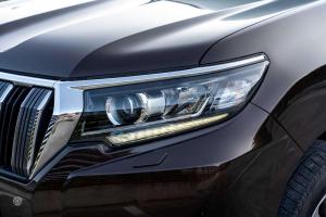 Brūns Toyota Land Cruiser 2021 Viļņa, ar dzinēja tilpumu 2.76 L un nobraukumu 78 tūkst. km par 49000 €, foto 37 vietnē AUTOMOTO.COM.LV