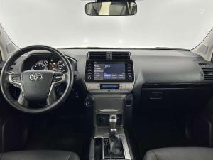 Brūns Toyota Land Cruiser 2023 Viļņa, ar dzinēja tilpumu 2.76 L un nobraukumu 84 tūkst. km par 46900 €, foto 9 vietnē AUTOMOTO.COM.LV