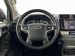 Brūns Toyota Land Cruiser 2023 Viļņa, ar dzinēja tilpumu 2.76 L un nobraukumu 84 tūkst. km par 46900 €, foto 13 vietnē AUTOMOTO.COM.LV