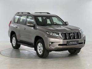 Brūns Toyota Land Cruiser 2023 Viļņa, ar dzinēja tilpumu 2.76 L un nobraukumu 84 tūkst. km par 46900 €, foto 19 vietnē AUTOMOTO.COM.LV
