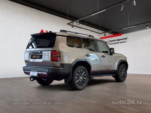 Brūns Toyota Land Cruiser 2026 Tartu, ar dzinēja tilpumu 2.80 L un nobraukumu 16 tūkst. km par 91900 €, foto 3 vietnē AUTOMOTO.COM.LV