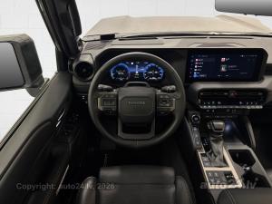 Brūns Toyota Land Cruiser 2026 Tartu, ar dzinēja tilpumu 2.80 L un nobraukumu 16 tūkst. km par 91900 €, foto 10 vietnē AUTOMOTO.COM.LV