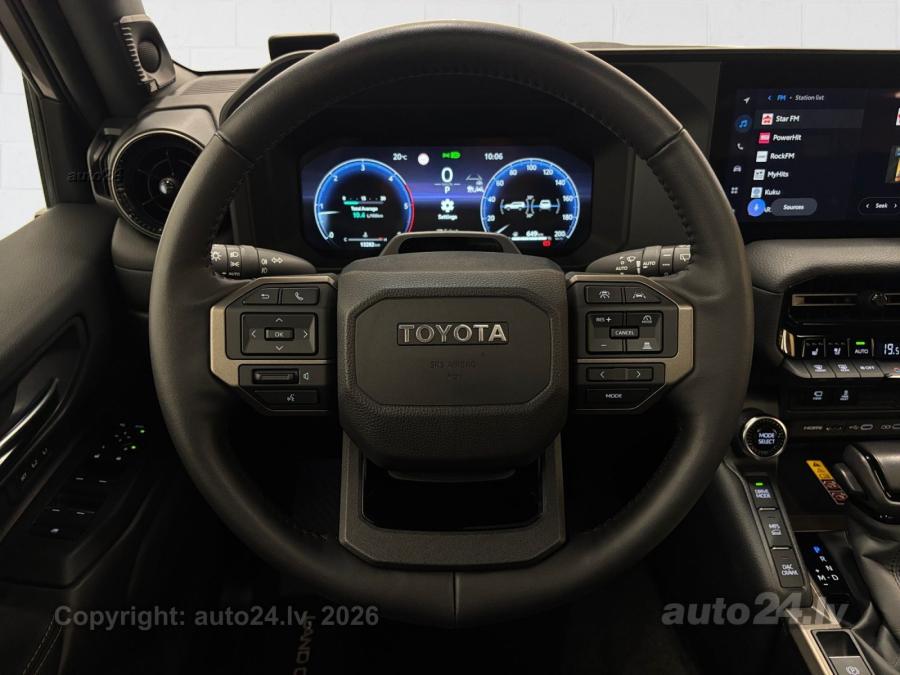 Brūns Toyota Land Cruiser 2026 Tartu, ar dzinēja tilpumu 2.80 L un nobraukumu 16 tūkst. km par 91900 €, foto 13 vietnē AUTOMOTO.COM.LV