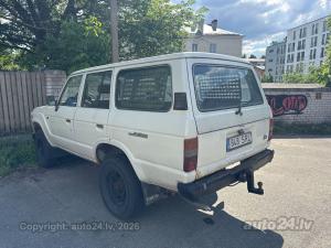 Toyota Land Cruiser 1983 in Tallinn, with an engine capacity of 4.00 L and mileage of 0 thousand km for 12000 €, photo 11 on AUTOMOTO.COM.LV