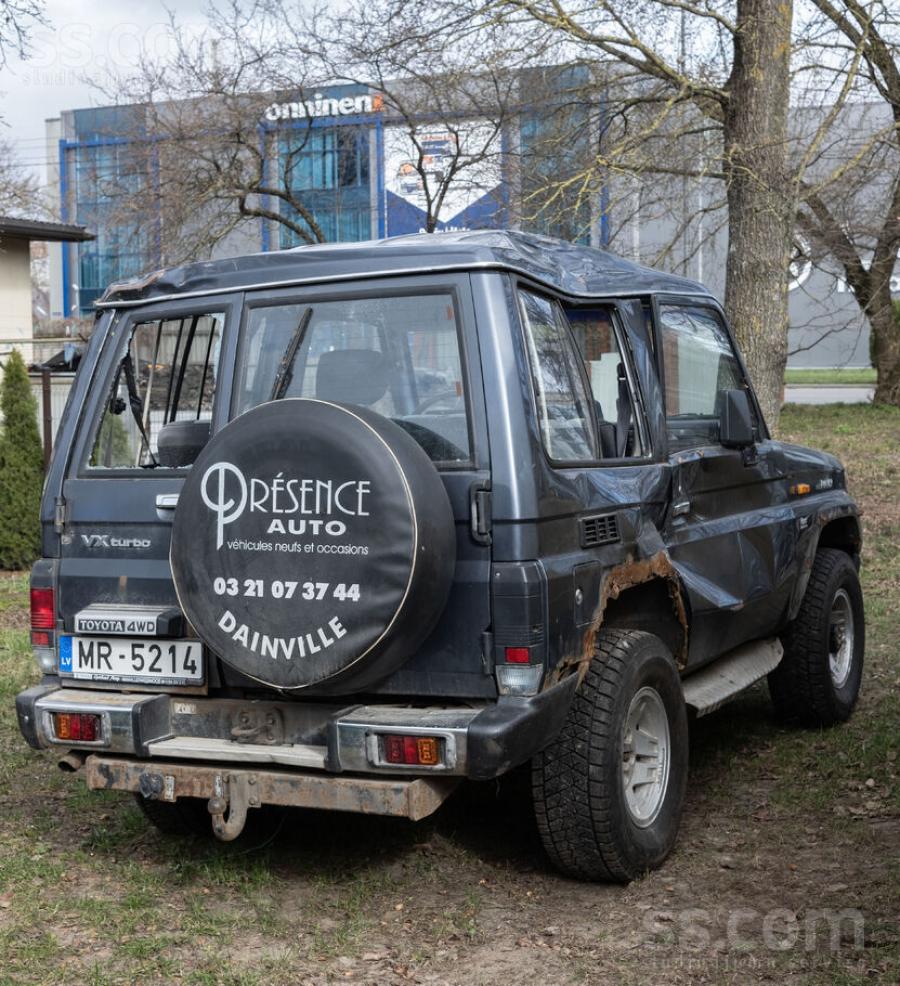 Toyota Land Cruiser 1991 in Riga, with an engine capacity of 2.40 L and mileage of 0 thousand km for 3000 €, photo 4 on AUTOMOTO.COM.LV