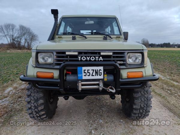 Toyota Land Cruiser 1992 Tallina, ar dzinēja tilpumu 2.40 L un nobraukumu 149 tūkst. km par 18500 €, foto 2 vietnē AUTOMOTO.COM.LV