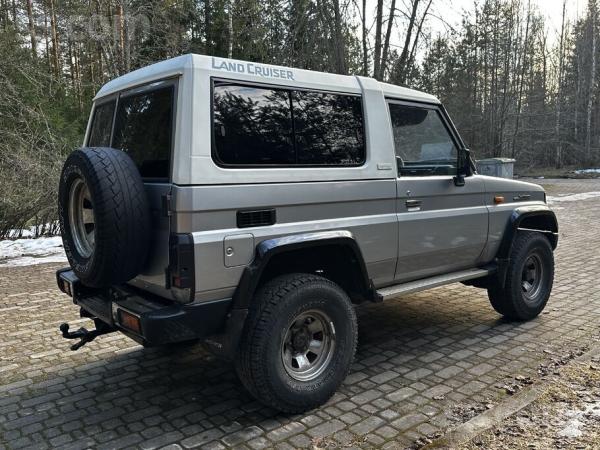 Тойота Ленд Крузер 1992 в Резекне, объемом двигателя 2.50 л и пробегом 380 тыс. км за 15000 €, фото 2 на AUTOMOTO.COM.LV