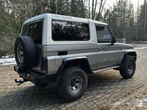 Toyota Land Cruiser 1992 Rēzekne, ar dzinēja tilpumu 2.50 L un nobraukumu 380 tūkst. km par 15000 €, foto 3 vietnē AUTOMOTO.COM.LV
