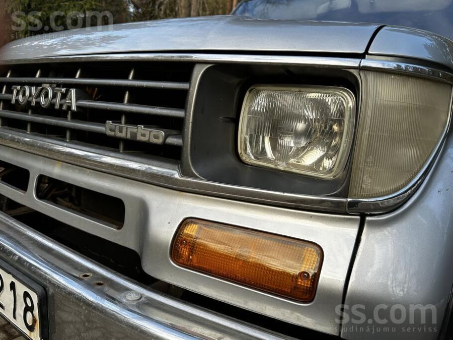 Toyota Land Cruiser 1992 Rēzekne, ar dzinēja tilpumu 2.50 L un nobraukumu 380 tūkst. km par 15000 €, foto 13 vietnē AUTOMOTO.COM.LV