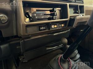 Toyota Land Cruiser 1992 Rēzekne, ar dzinēja tilpumu 2.50 L un nobraukumu 380 tūkst. km par 15000 €, foto 22 vietnē AUTOMOTO.COM.LV