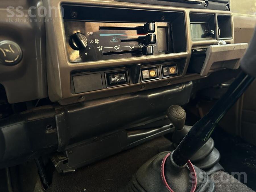 Toyota Land Cruiser 1992 Rēzekne, ar dzinēja tilpumu 2.50 L un nobraukumu 380 tūkst. km par 15000 €, foto 22 vietnē AUTOMOTO.COM.LV